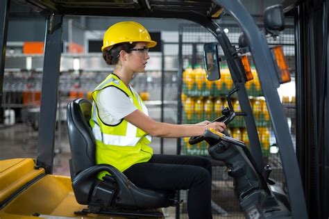 20 Tips Mengoperasikan Forklift Dengan Aman