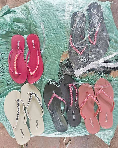 တရားမဝင် သစ်မျိုးစုံ၊ ဓာတုပစ္စည်းများ၊ စားသောက်ကုန်ပစ္စည်းများ၊ လုပ်ငန်းသုံးပစ္စည်းများ