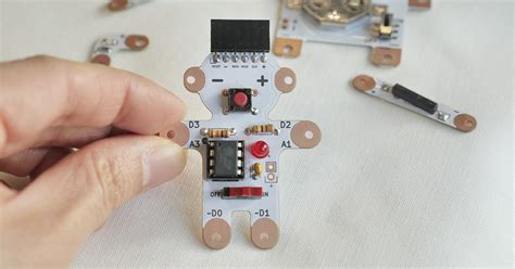 E Textile 마이크로 컨트롤러 보드 몸mom