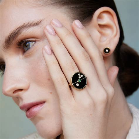 Compass Ring With Black Onyx Emerald And Diamond Lulus Collective