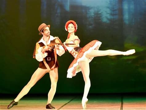 Премиерата на балета Червената шапчица предизвика фурор в Бургас