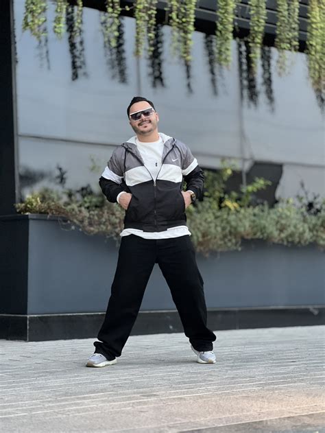 Vahid Bottega سویشرت ضخیم ضد آب نایکی طوسی