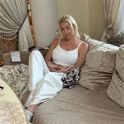 Анастасия Волочкова раскрыла неожиданные подробности интимной жизни Вокруг ТВ