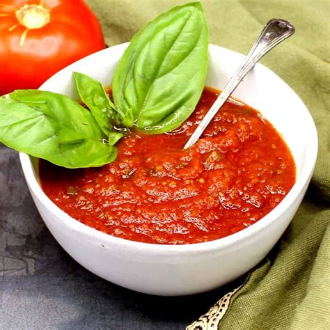Homemade Tomato Sauce Easy Recipe With Fresh Tomatoes Holy Cow Vegan