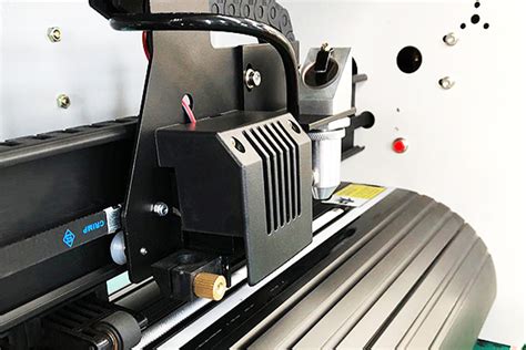 Momo Double Head Cutting Design Of Cutter Plotter Passed Patent Technology Certification By Sipo