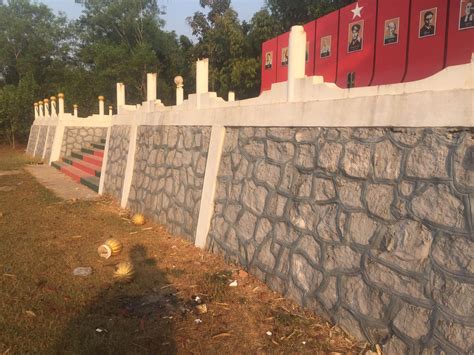 Dvb ရေးမြို့ရှိ အာဇာနည်ဗိမာန်ဖျက်ဆီးခံရ