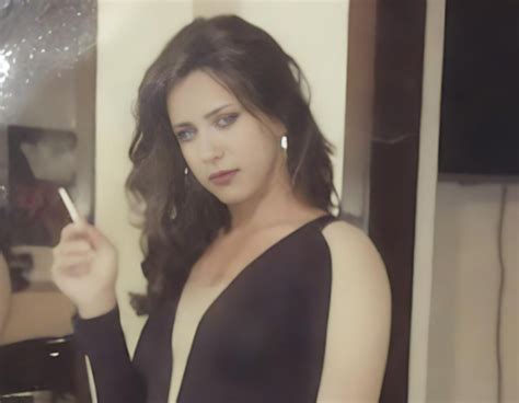 ‘tremembé Cristian Cravinhos E Duda Se Manifestam Sobre Namoro Retratado Na Série Veja Vídeos