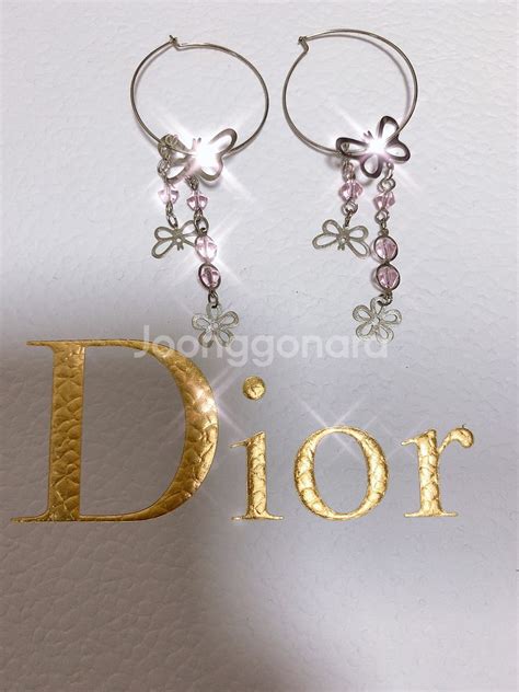 요정 나비 귀걸이 중고나라 카페에서 운영하는 공식 사이트