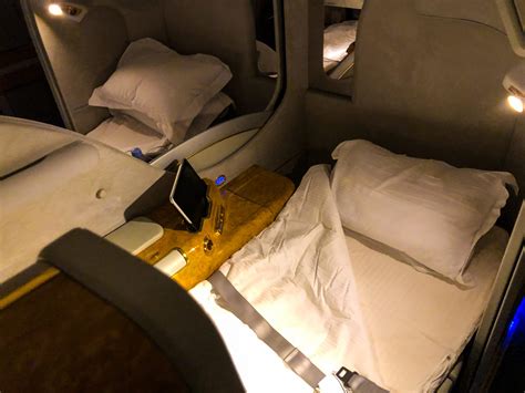 Emirates First Class Vs Emirates Business Class Comparison 2022