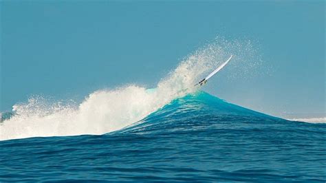 Cloudbreak Fiji Surfing Waves Surfing Fiji