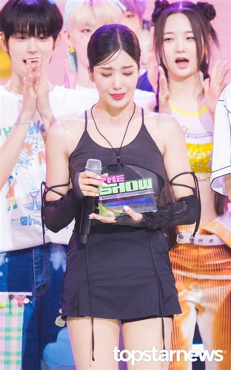 권은비 첫 1위…터져나오는 눈물 참을 수 없어요 더쇼 [hd포토] 아이돌24시 네이트 연예