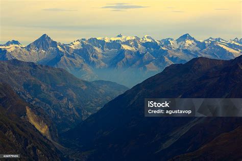 베르너 오버란트 스위스 알프스 알프스 풍경 클라인 마테호른 출신 경관에 대한 스톡 사진 및 기타 이미지 경관 경외감 계곡 Istock