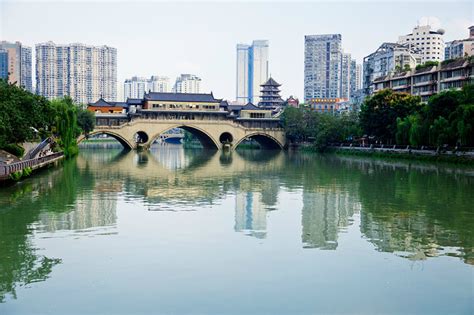 四川 成都小众景点及网红美食攻略，以正确的方式打开成都【第二集】 成都旅游攻略 游记 去哪儿攻略