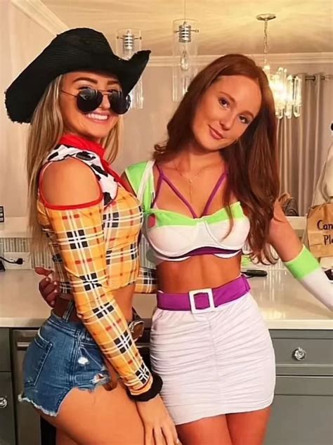 Diy Kim Possible Costume Guide What To Buy Online
