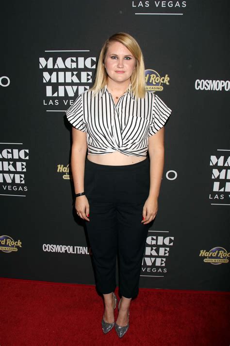 Jillian Bell Hot