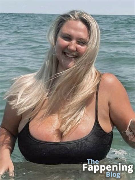 Emma Burzynski Emburzynskii Nude Leaks Photo 6 Thefappening