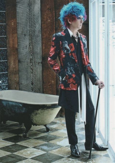 Пин от пользователя Lucy на доске 今井寿