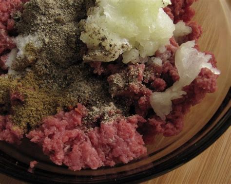 Chifteaua Din Chifla De Hamburger Atelierul De Luni