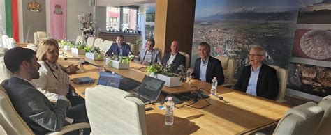 Казанлък инфо ИДЕЙНИЯТ ПРОЕКТ ЗА ИЗГРАЖДАНЕ НА МНОГОФУНКЦИОНАЛНА СПОРТНА ЗАЛА С КОЛОЕЗДАЧНА