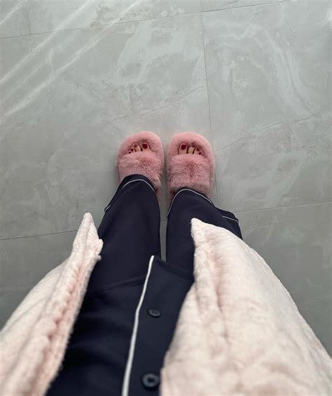Zeynep Atilgans Feet