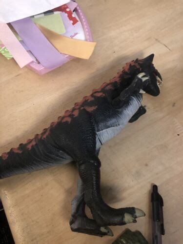 Kenner Jurassic Park Series 2 Carnotaurus Demon Jp19 Dinosaur Toy