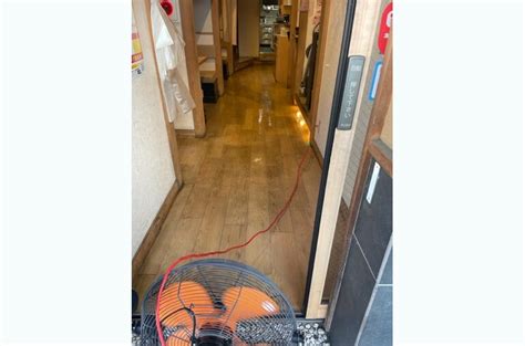 神奈川 東京 飲食店床ワックス洗浄 ブログ 神奈川のハウスクリーニングならグッドサービング株式会社 信頼と実績