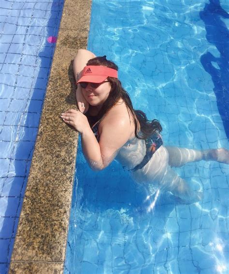 Thainan Bitti No Instagram 🐠🌴💚” Instagram Bucket Hat Visor