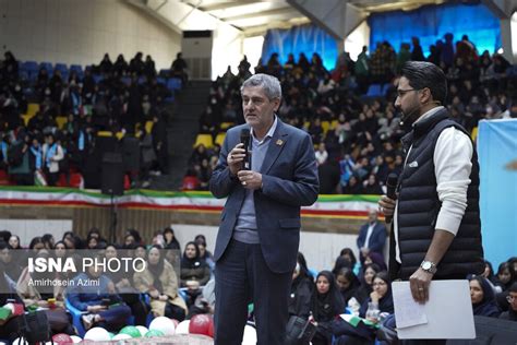 جشن دختران رای اولی در شیراز عکس