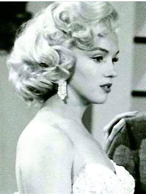 Susan Pentecosts Instagram Twitter And Facebook On Idcrawl