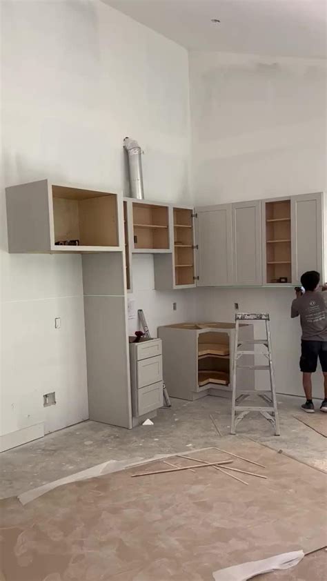 Are There Any New Builds In The Area That Need New Cabinets 🙋🏼‍♀️🙋🏽‍♂️