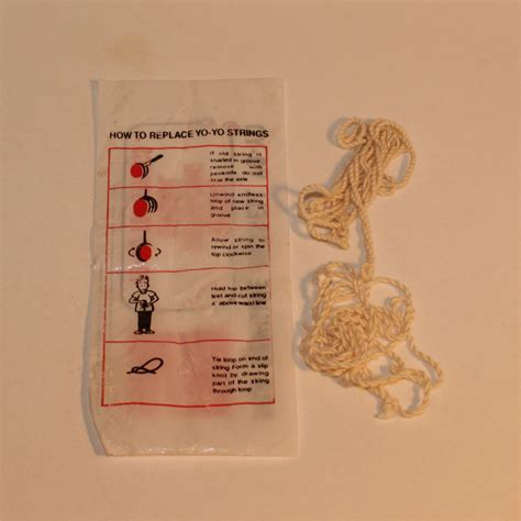 Russell Super Cord Yoyo Tops String Packet 1964 Coca Cola Antique Toy World