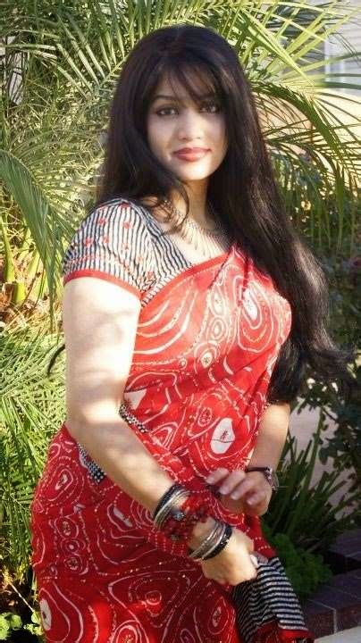 Very Soft And Hot Aunty I Love This Aunty