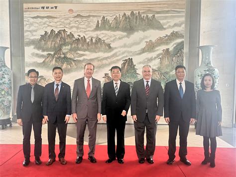 Chinese Ambassador To The United States Xie Feng Met With The
