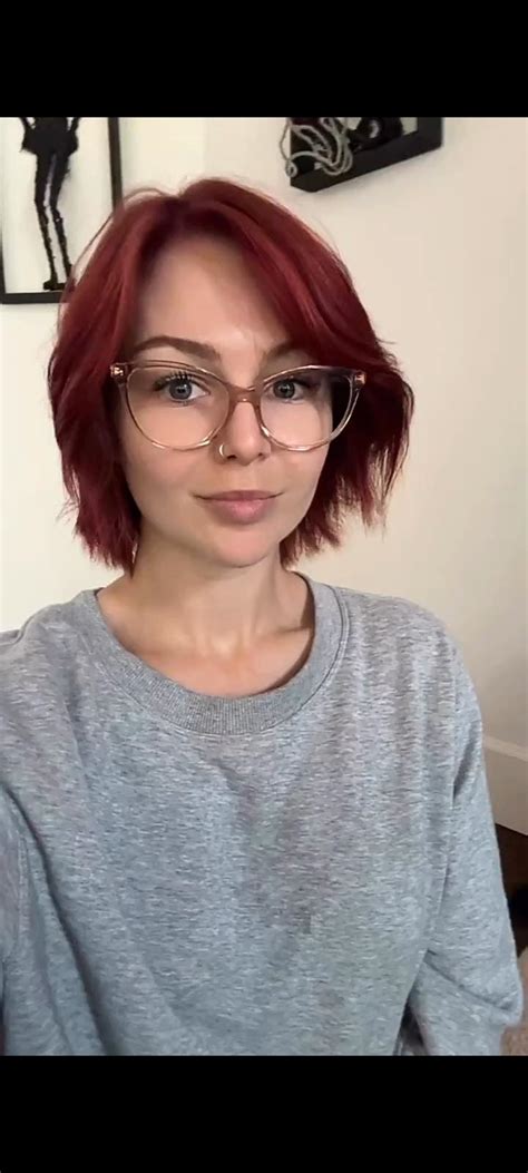 Definitely Looks Good With Red Hair X Glasses R Kallmekris