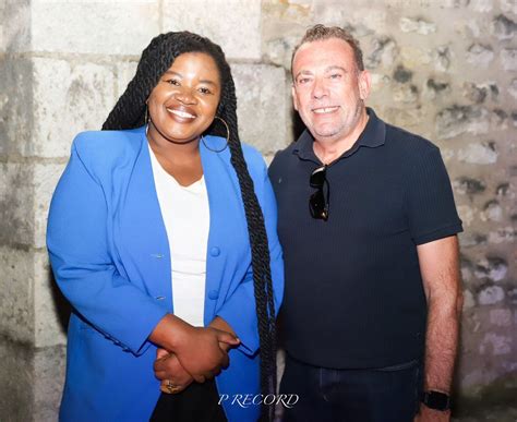 Jahelle Bonee Met Des étoiles Dans Les Yeux Des Malvoyants • Pouvoirs Magazine