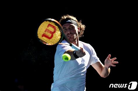 치치파스 하차노프 꺾고 생애 첫 호주오픈 남자 단식 결승 진출 뉴스1 치치파스 하차노프 꺾고 생애 첫 호주오픈 남자 단식 결승 진출 뉴스1