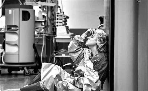 El Blog De Ceess La Mitad De Las Enfermeras De Castilla Y León Abandonaría La Profesión