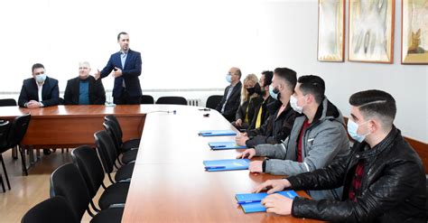 АД ЕСМ ДОДЕЛИ 5 НОВИ СТИПЕНДИИ НА СТУДЕНТИ ОД ТЕХНИЧКИ ФАКУЛТЕТ БИТОЛА АД ЕСМ