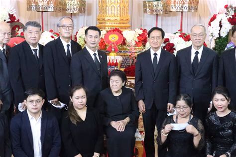 พรรคเพื่อไทย Pheu Thai Party On Twitter สมชาย วงศ์สวัสดิ์ อดีตนายกรัฐมนตรี พร้อมด้วย นพ ชลน่าน