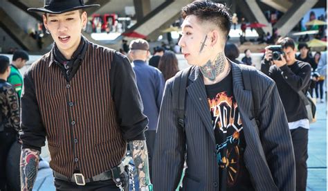 1990s Emo Fashion
