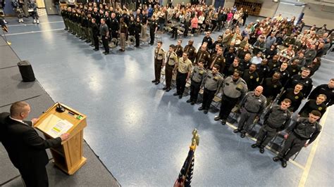 Maine Prisons Jails See Wave Of Corrections Graduates