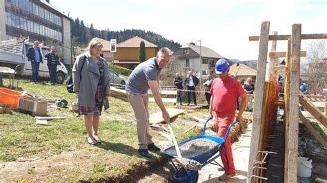 Свечано отворена грађевинска сезона у Новој Вароши