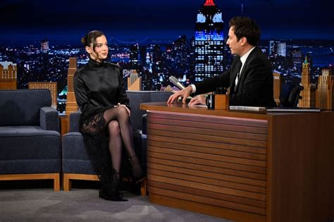 Hailee Steinfeld Appearing On The Tonight Show With Jimmy Fallon