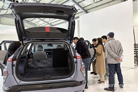 개발자가 말하는 코나 일렉트릭 공간 확장의 비밀 배터리팩 높이 조절 포인트 다나와 자동차