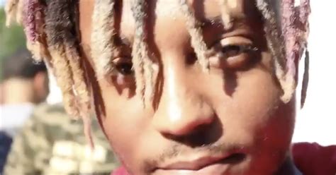 Rhymes With Snitch Celebrity And Entertainment News Rapper Juice Wrld Dead At 21
