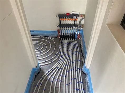 Tackersysteem Voor Installatie Van Vloerverwarming Uniwarm