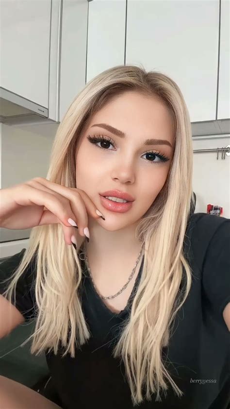 Pin De Jaavieraa🤍🌸 Em Maquillaje Cabelo Loirinhas Lindas Rosto
