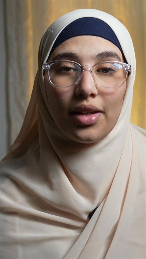 لبنى للقصص Videos