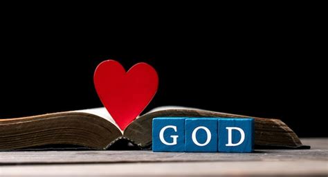 36 000 God Is Love Pictures