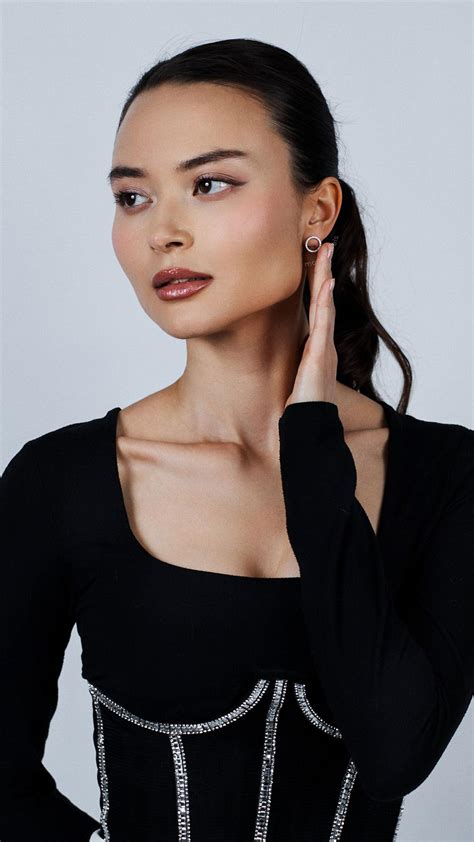 СЕРЕБРО АСТАНА УКРАШЕНИЯ ПОДАРКИ ЧАСЫ Этот браслет с крыльями — воплощение свободы и